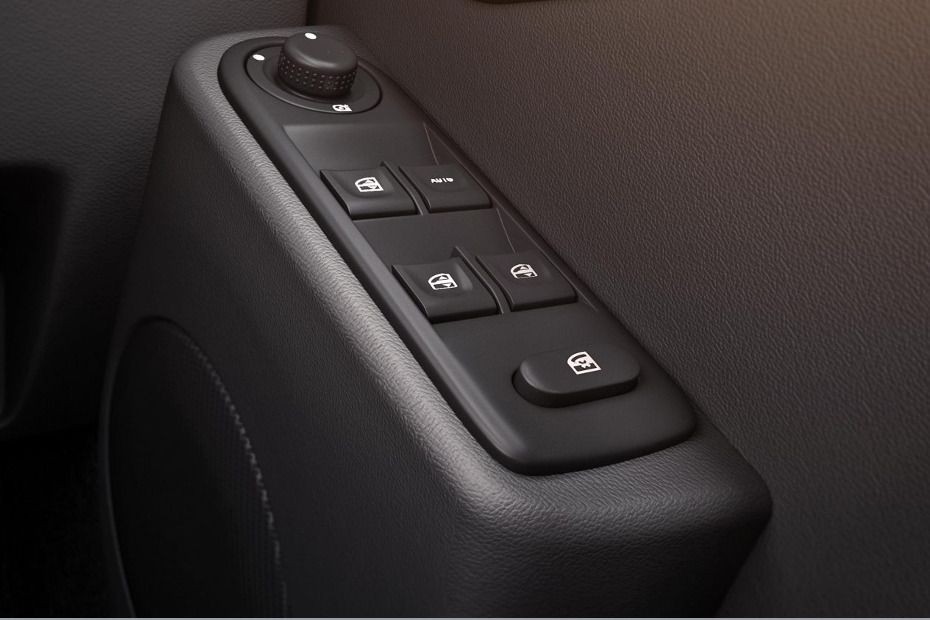 Renault Duster 2016-2019 Images, Duster 2016-2019 Interior & Exterior ...