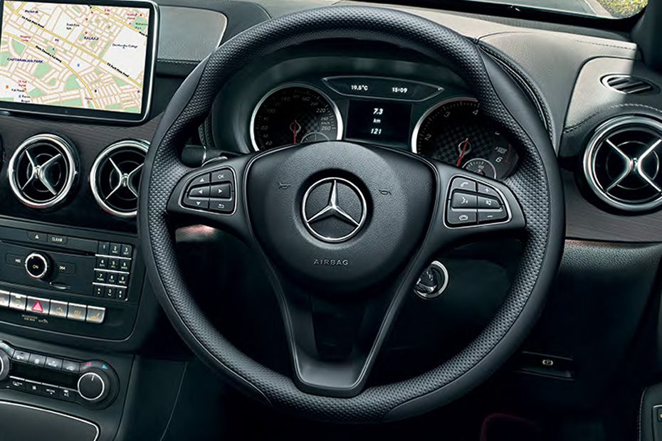 Mercedes-Benz B-Class Images, B-Class Interior & Exterior Photos, 360 ...