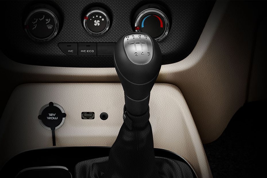 Mahindra TUV 300 Plus Images, TUV 300 Plus Interior & Exterior Photos ...