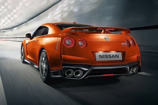 Nissan GTR Price, Images, colours, Reviews & Specs
