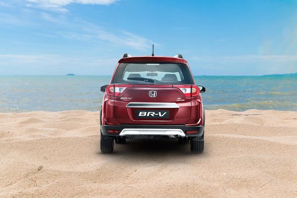 Honda BR-V Price, Images, colours, Reviews & Specs