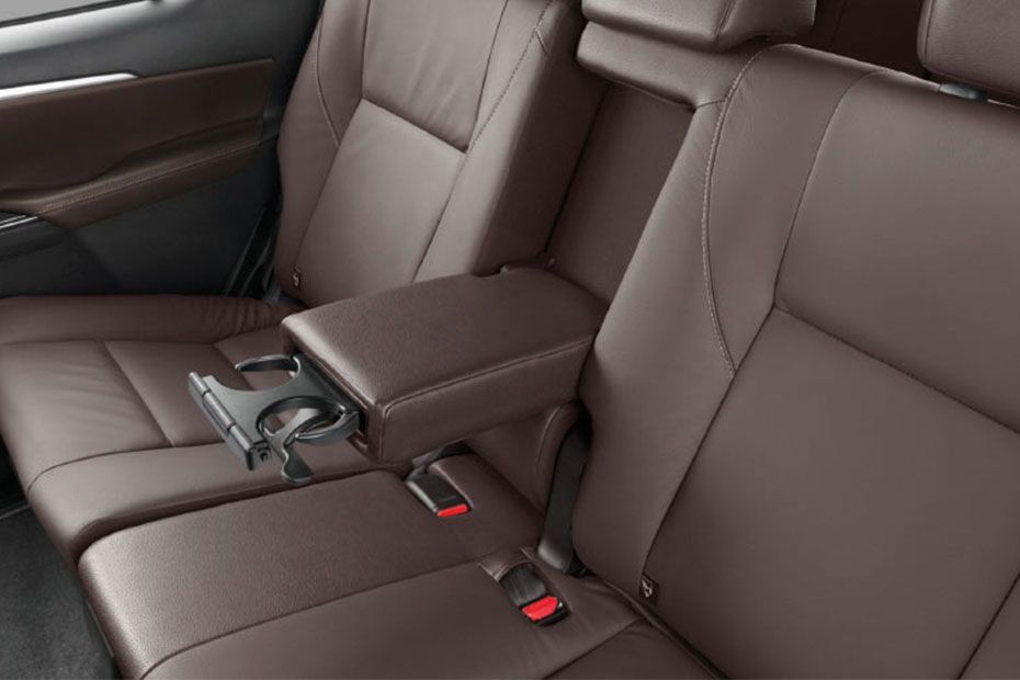 Toyota Fortuner 2016-2021 Images, Fortuner 2016-2021 Interior ...