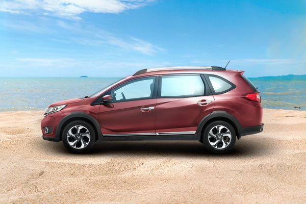 Honda BR-V Price, Images, colours, Reviews & Specs
