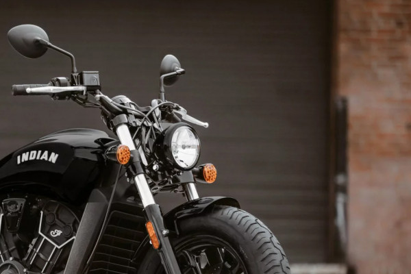 The Indian Scout Bobber Sixty Is A Caveman Motorcycle — In The Best Way ...