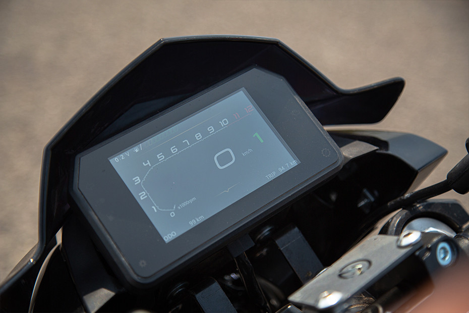 Kabira Mobility KM 4000 Images, KM 4000 Photos & Videos, 360 view