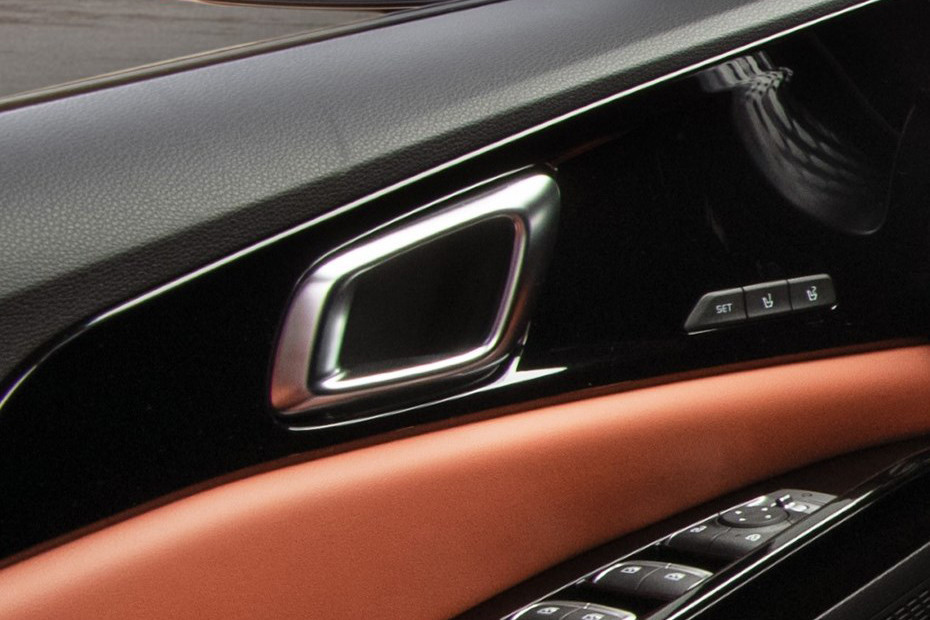 Kia Carnival Images, Carnival Interior & Exterior Photos, 360 View ...