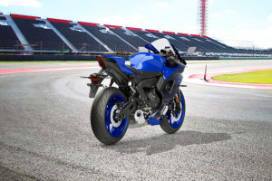 Yamaha R7 Colors (2 colours) - R7 Color Images @ ZigWheels