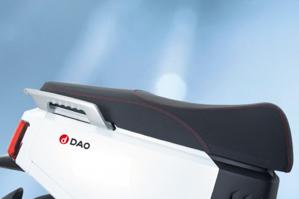 DAO Model 703 STD - On Road Price, RTO, Insurance, Features, Colours ...