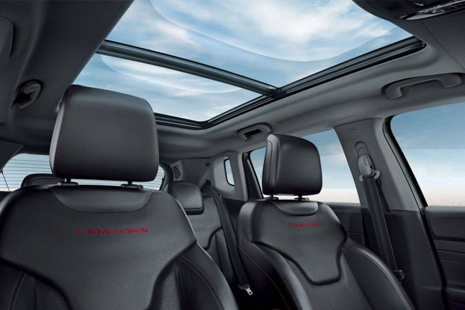 Compass Trailhawk Images, Compass Trailhawk Interior & Exterior Photos ...