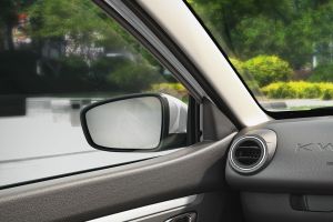 Renault KWID Colors (7 colours) - KWID Color Images @ ZigWheels