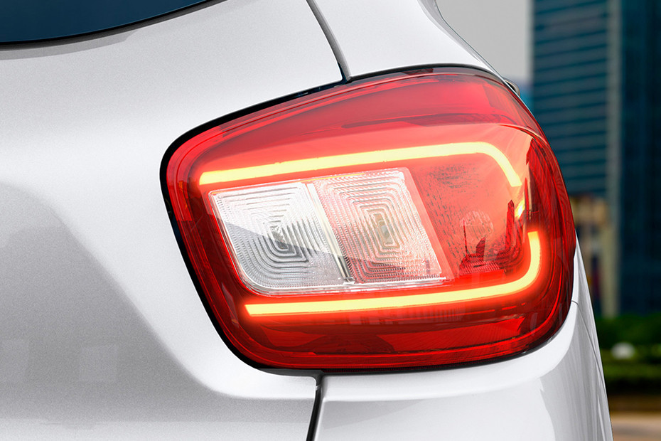 Renault KWID Price (July Offers), Images, Reviews & Specs