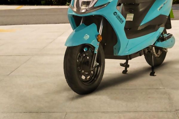 Okaya Faast F2F Price, 90km Range, Charging Time Images, colours ...