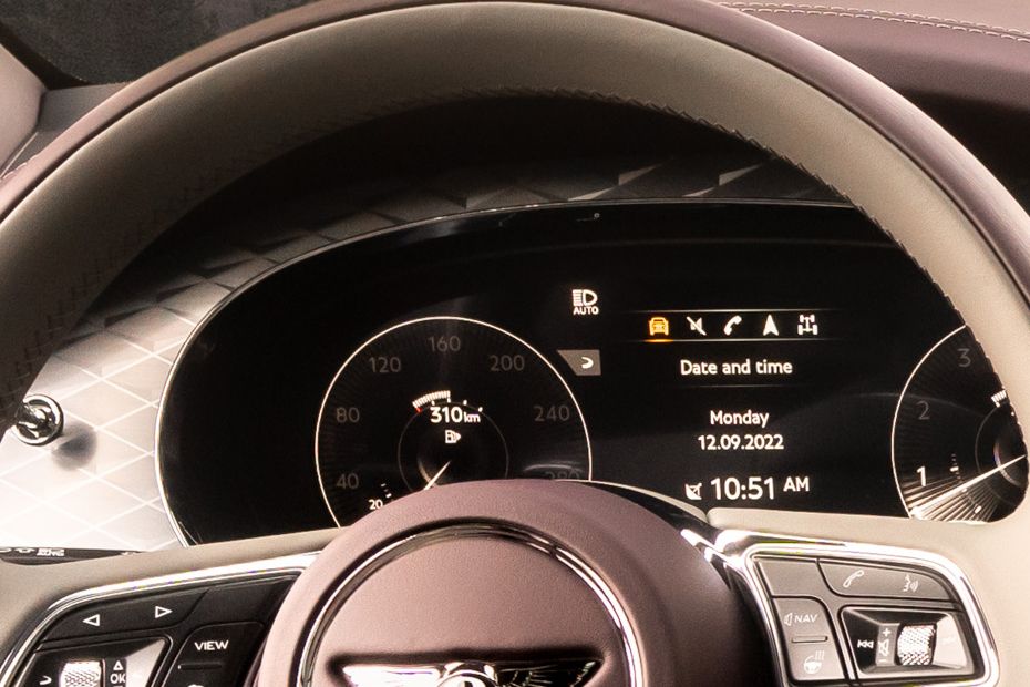 Bentley Bentayga EWB Images, Bentayga EWB Interior & Exterior Photos ...