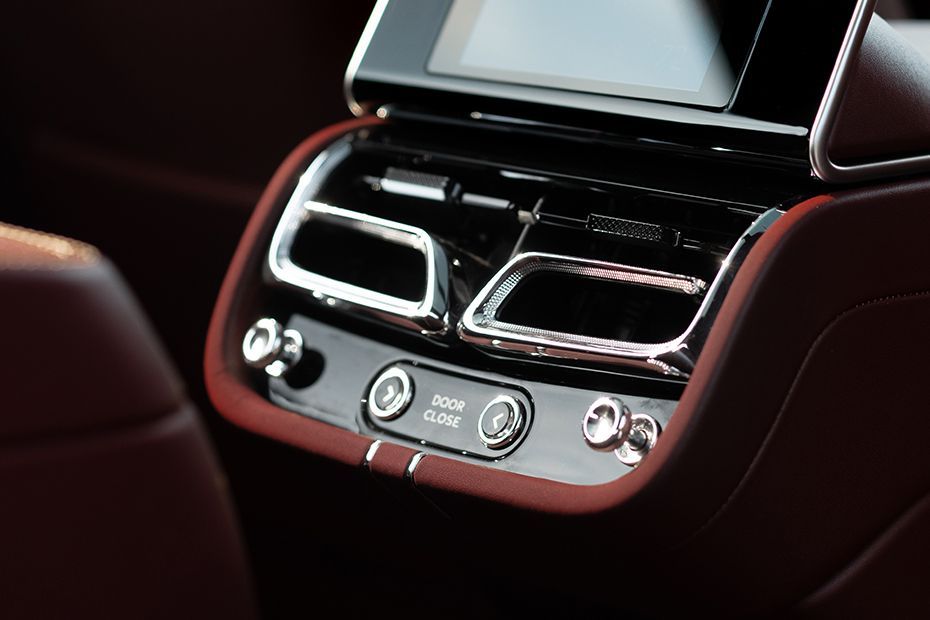 Bentley Bentayga EWB Images, Bentayga EWB Interior & Exterior Photos ...