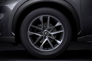 Lexus LBX Colors (0 colours) - LBX Color Images @ ZigWheels