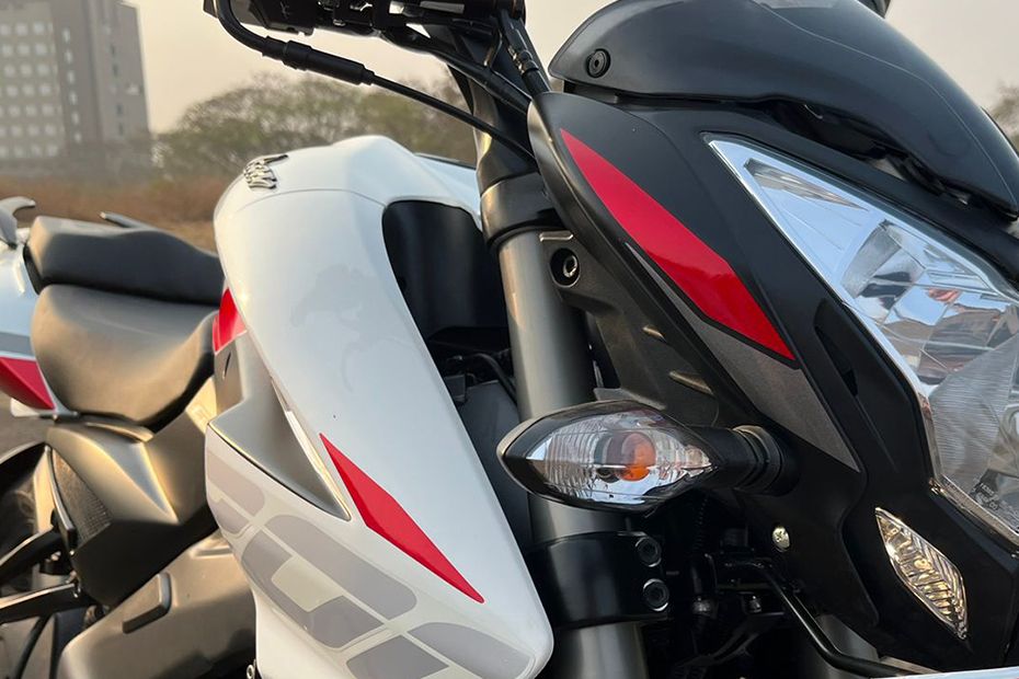 Bajaj Pulsar NS200 Images, Pulsar NS200 Photos & Videos, 360 view