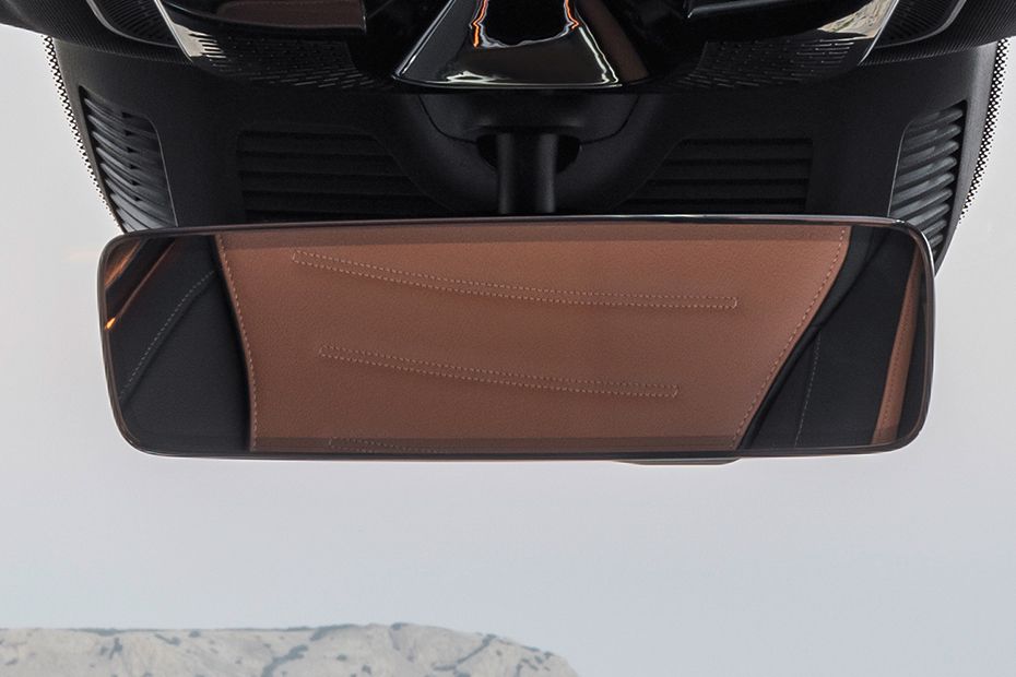 Mercedes-Benz GLC Coupe 2024 Images, GLC Coupe 2024 Interior & Exterior ...