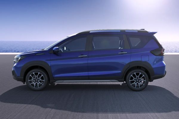 Maruti XL6 Zeta - On Road Price, RTO, Insurance, Features, Colours ...