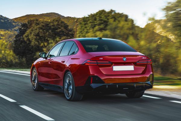 BMW i5 Price, Range, Charging Time Images, colours, Reviews & Specs