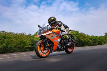 KTM RC 200 Price - Images, Colours & Reviews