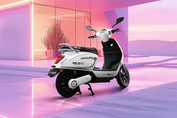 Zelio Eeva ZX+ Price, 100km Range, Charging Time Images, colours, Mileage & Reviews