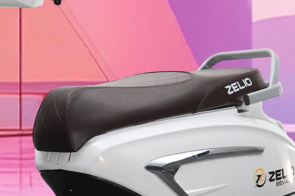 Zelio Eeva ZX+ Price, 100km Range, Charging Time Images, colours, Mileage & Reviews