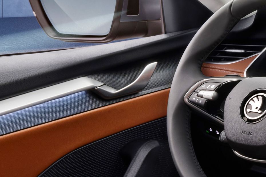 Skoda Octavia 2025 Images, Octavia 2025 Interior & Exterior Photos, 360 ...