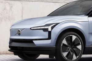 Volvo EX30 Price, Range, Charging Time Images, colours, Reviews & Specs