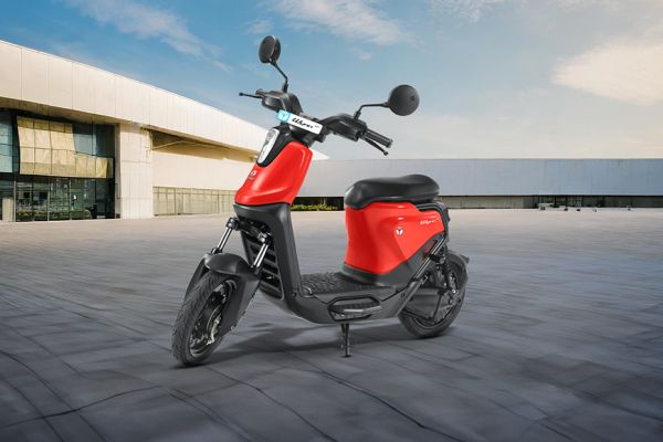 Yulu Wynn Price, 68km Range, Charging Time Images, colours, Mileage & Reviews