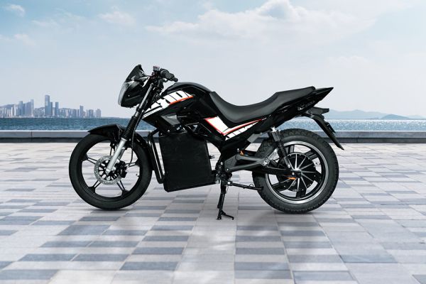 GT Force Texa Price, 120km Range, Charging Time Images, colours ...