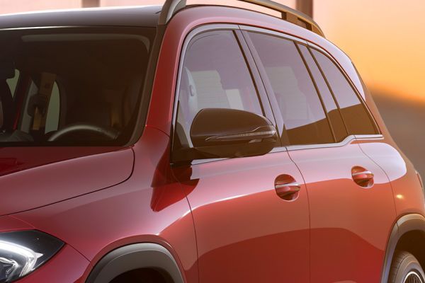 Mercedes-Benz EQB Price, Range, Charging Time Images, colours, Reviews ...