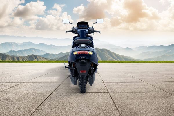 TVS iQube ST Price, 100km Range, Charging Time Images, colours, Mileage ...