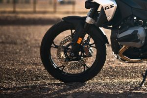 BMW R 1300 GS Colors (4 colours) - R 1300 GS Color Images | ZigWheels