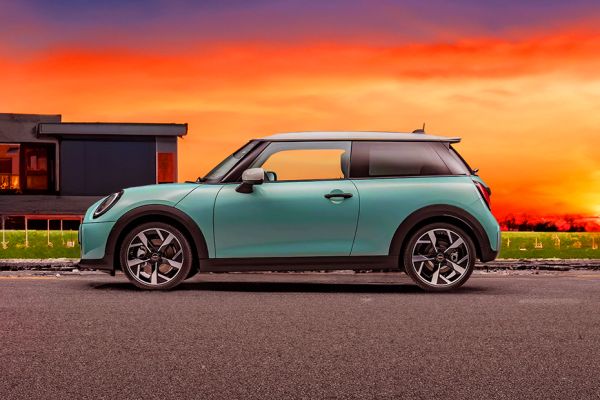 MINI Cooper S Price, Images, colours, Reviews & Specs