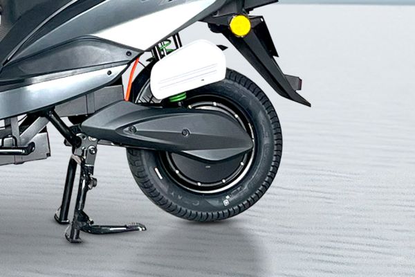 Zelio Gracy+ Price, 100km Range, Charging Time Images, colours, Mileage ...