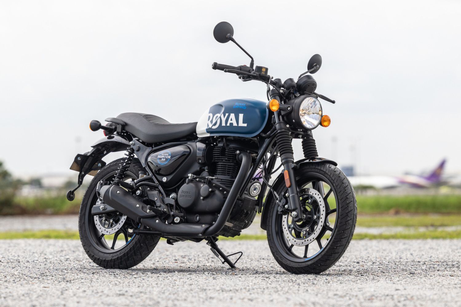 Royal Enfield Hunter 350 - Images, Colour & Review