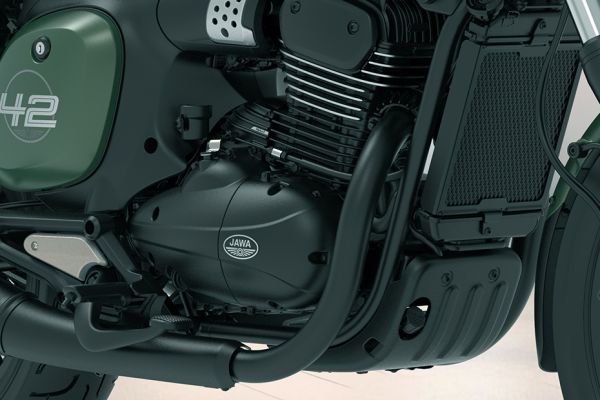 Jawa 42 FJ Price, 32kmpl mileage, images, colours & Reviews