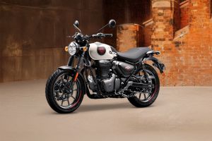 Royal Enfield Hunter 350 Tokyo Black Colour