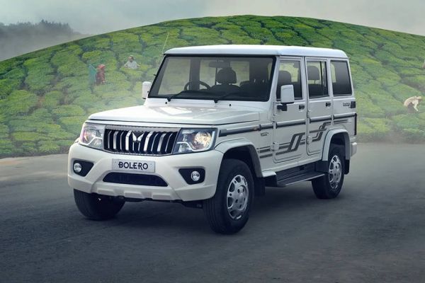 Mahindra Bolero B8 - On Road Price, RTO, Insurance, Features, Colours ...