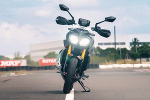 TVS Apache RTR 310 Fiery Red Base - On Road Price, RTO, Insurance ...