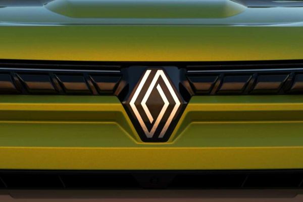 Renault Kiger Authentic - On Road Price, RTO, Insurance, Features ...