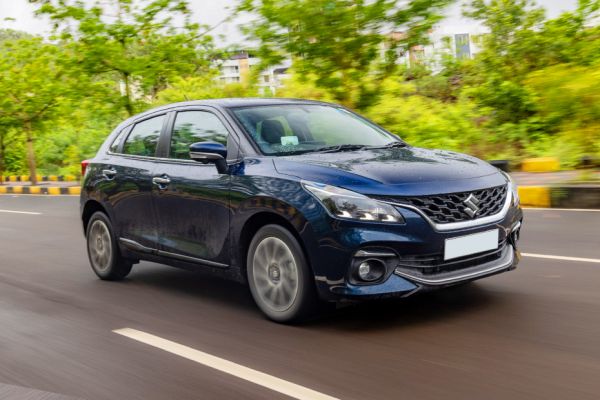 Maruti Baleno Delta CNG - On Road Price, RTO, Insurance, Features, Colours, Mileage & FAQs
