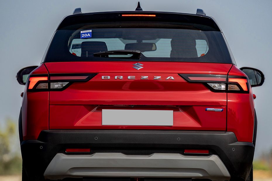 Maruti Brezza Images, Brezza Interior & Exterior Photos, 360 View ...