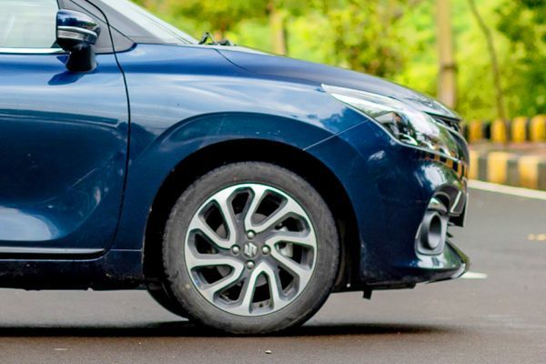 Maruti Baleno Alpha - On Road Price, RTO, Insurance, Features, Colours ...