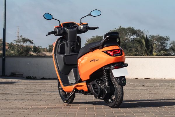 Vida VX2 Price, 142km Range, Charging Time Images, colours, Mileage ...