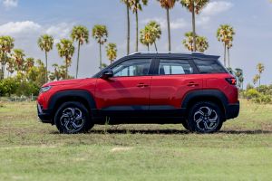 Maruti Brezza Colors (10 colours) - Brezza Color Images | ZigWheels