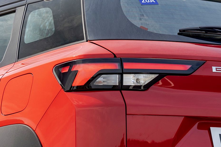 Maruti Brezza Images, Brezza Interior & Exterior Photos, 360 View ...