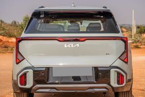 Kia Seltos Morning Haze Colour
