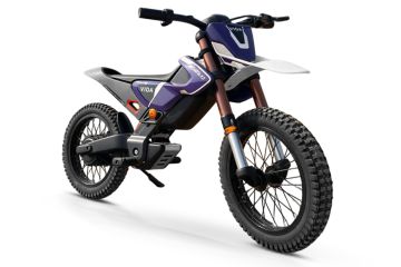 Royal Enfield Super Meteor 650 vs Vida Dirt.E K3 - Compare Prices ...