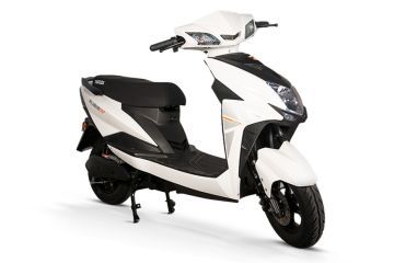 Indian Challenger vs Yakuza Electric Rubie - Compare Prices, Specs ...